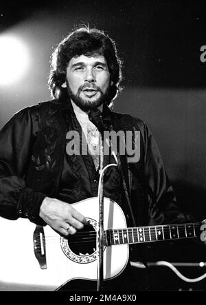 Eddie Rabbit performing on the TV Show "Solid Gold" at KTLA Studios in ...