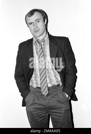 Phil Collins backstage at the TV show "Solid Gold". in 1983 Credit: Ron ...