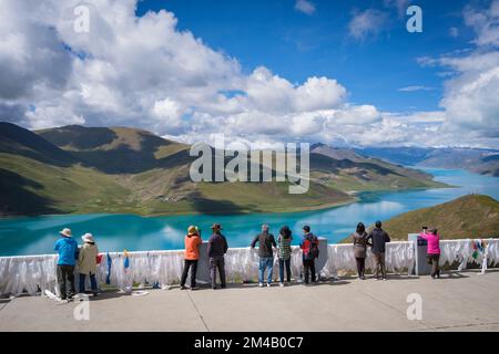 Viewpoint at the Yamdrok Lake southwest of Lhasa. Tibet Autonomous ...