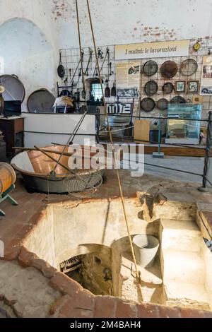 museum of old arts and crafts, pizzighettone, italy Stock Photo - Alamy