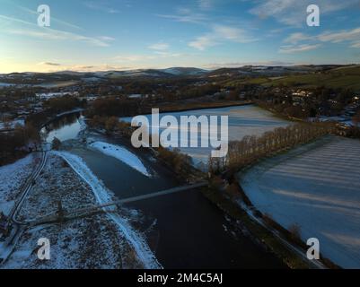 Gattonside Suspension Bridge, Melrose crossing the River Tweed ...