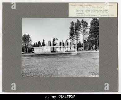 Administrative Structures - Minnesota. Photographs Relating to National ...