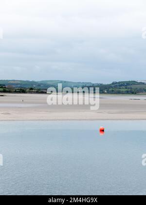A minimalistic view of a sea shore Stock Photo - Alamy