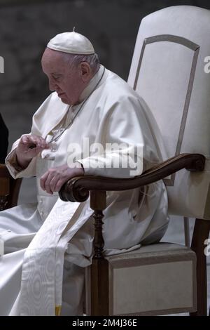 Vatican City, Vatican, 21 december 2022. Pope Francis during his weekly ...