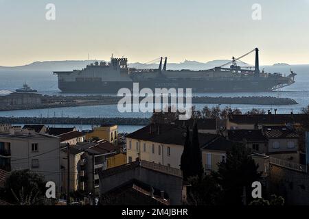 The Pipe Laying Vessel (PLV) Castorone arrives at the French ...