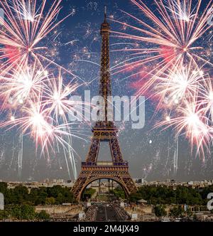 fireworks over the Eiffel tower New Year in Paris Stock Photo - Alamy