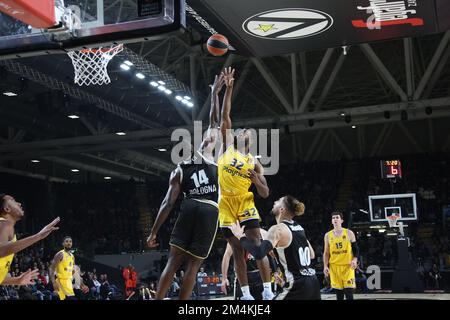 Josh Nebo (Maccabi Playtika Tel Aviv) during EA7 Emporio Armani Milano ...