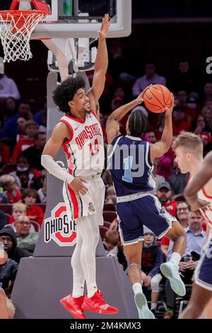 Maine Black Bears' Kellen Tynes (1) goes for the basket as Marist Red ...