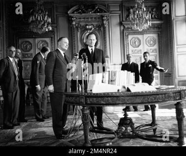 Palewski and Dillon, Atomic Library Documents. Photographs of Marshall ...