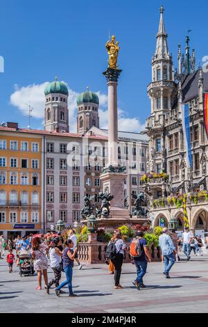 Marienplatz with city hall and towers of the Church of Our Lady, Munich ...