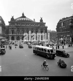 Paris Scenes. Photographs of Marshall Plan Programs, Exhibits, and ...