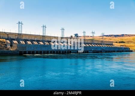 landscape image of Chief Joseph dam on the Columbia River in Washington ...