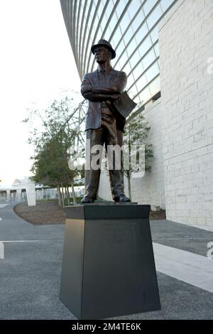 Dallas Cowboys coach Tom Landry is shown in 1979. (AP Photo Stock Photo ...