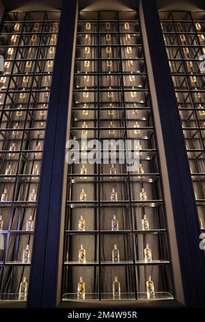Large collection of bottles of whisky from various years since 1982 ...