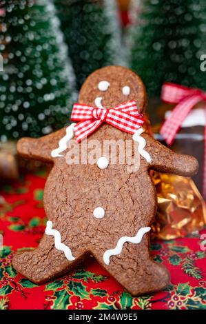 Smiling fresh baked gingerbread man on display in artisan bakery in ...