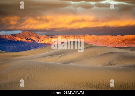 beautiful landscape of Mesquite Flat Sand Dunes. Death Valley National ...