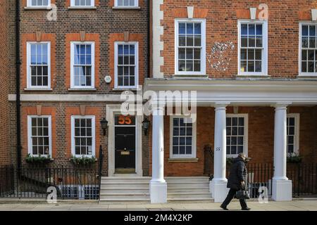55 Tufton Street, Westminster, London Stock Photo - Alamy