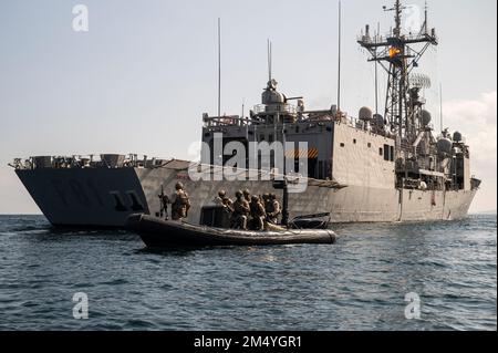 The Santa Maria-class frigate ESPS Santa Maria (F81) prepares to ...