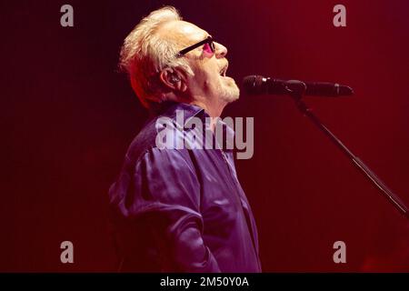 Teatro Team, Bari, Italy, December 21, 2022, Umberto Tozzi during ...