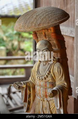 The Statue of an ancient Japanese Buddhist monk and hero at Sengakuji ...