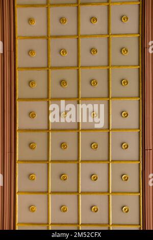 Example of Ottoman art patterns applied on metals Stock Photo - Alamy