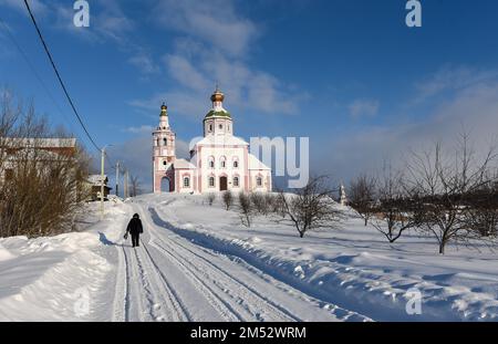 russian winter fairytale Suzdal with orthodox churches Stock Photo - Alamy