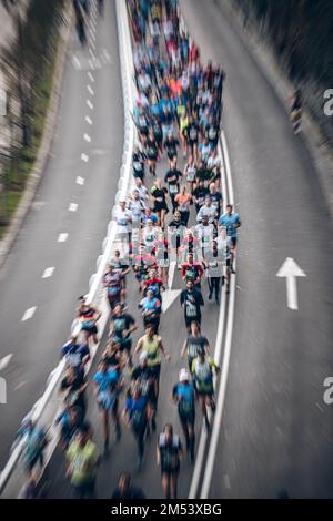 Crowd of runners with motion effect Stock Photo - Alamy