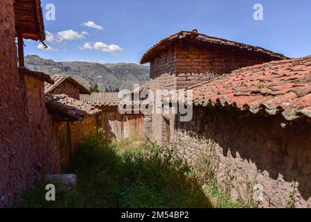 Houses in typical village, Andes, near Cusco, Peru, South America Stock ...