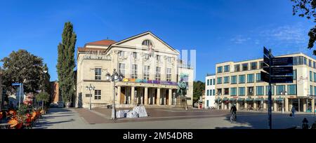German National Theatre and State Orchestra, Goethe-Schiller Monument ...