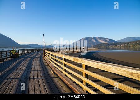 Shuswap Lake, Salmon Arm Wharf, Canada at sunset Stock Photo - Alamy