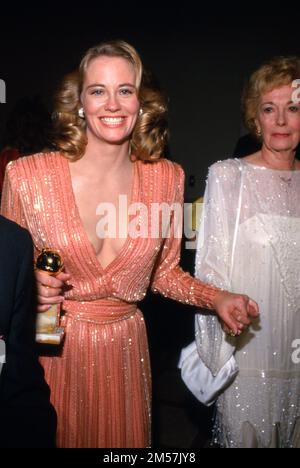 Cybill Shepherd and Patty Shobe at The 44th Annual Golden Globe Awards ...