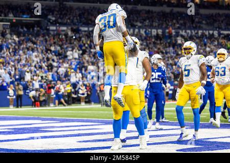 Los Angeles Chargers offensive lineman Sam Mustipher (62) against the ...