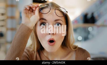 surprised impressed girl facial expression emotion Stock Photo - Alamy