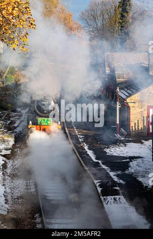 The Elf express at Keighley and Worth Valley railway Stock Photo - Alamy