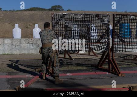 Marines with Marine Wing Communications Squadron 48 (MWCS-48), Marine ...