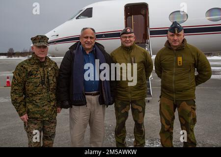 Chief of the Norwegian Home Guard, Maj. Gen. Elizabeth Michelsen ...