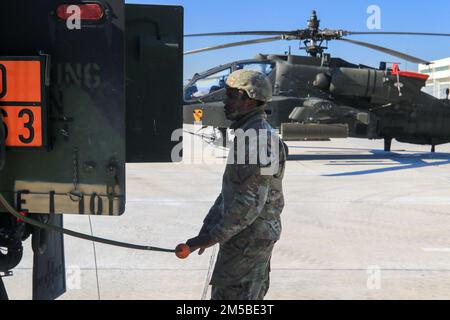 Spc. Green of Echo Troop, 7th Squadron, 17th Cavalry Regiment prepares ...