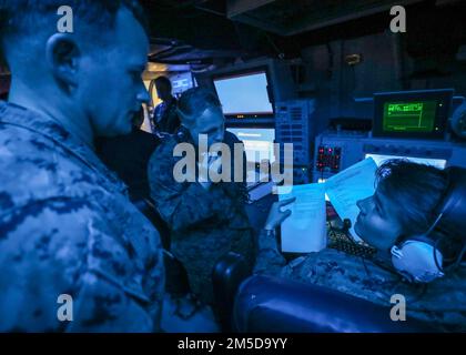 CIC, combat information center, Guided-missile cruiser, navy ...
