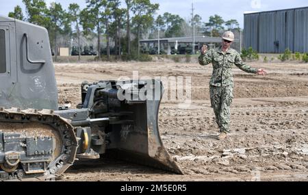 dozer, Naval Mobile Construction Battalion, NMCB 40, Sailor, SEABEES, U ...