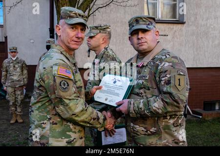 Sgt. Maj. David M. Pelham, outgoing 1st Infantry Division Forward ...