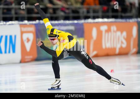 HEERENVEEN, NETHERLANDS - DECEMBER 28: Tijmen Snel competing on the Men ...