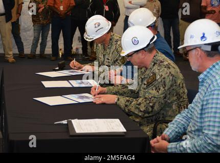 PASCAGOULA, MS - Cmdr. Chris Matassa, LPD Program Manager's ...