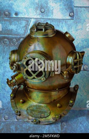 Deep-Sea Divers Helmet Large Heavy Brass, used for deep-sea exploring ...