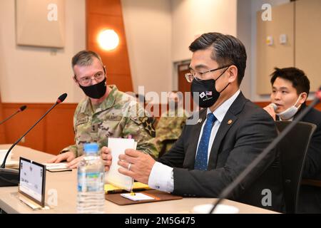 Major General David A. Lesperance, Commanding General, 2nd Infantry ...