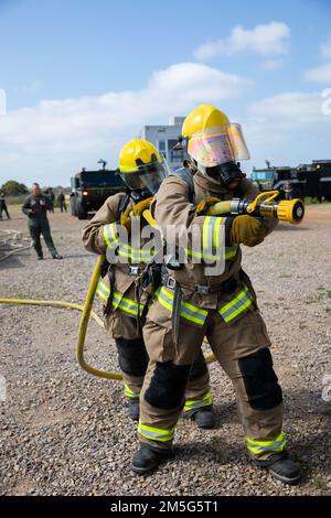 San Diego Fire-Rescue ARFF drills at Lindbergh Field in San Diego ...