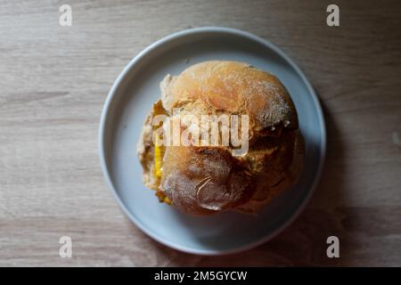 Seitanas. Portuguese recipe for the traditional Bifana but made with ...