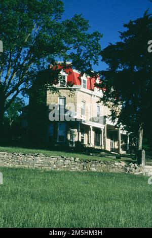 Flint Hills Scenic Byway - Flint Hills Spring Prairie Fire. Periodic ...