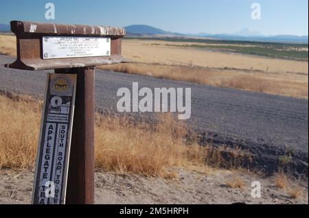 Applegate Trail marker, California National Historic Trail, Jackson ...