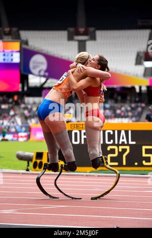 Fleur Jong & Sara Andres Barrio hugging after competing in 200m T43 class at 2017 World Para ...