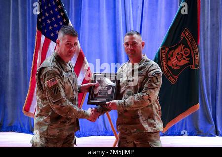 Sgt. 1st Class Timothy Russell poses with U.S. Army Marksmanship Unit ...